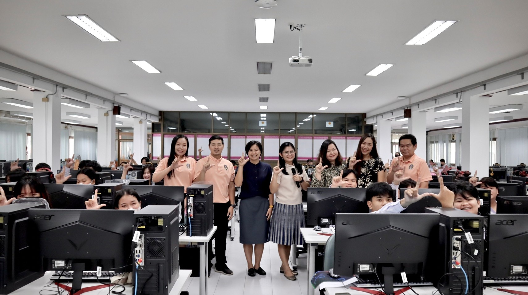 UBRU Library สำนักวิทยบริการ ห้องสมุด ม.ราชภัฏอุบลราชธานี – ห้องสมุด ...